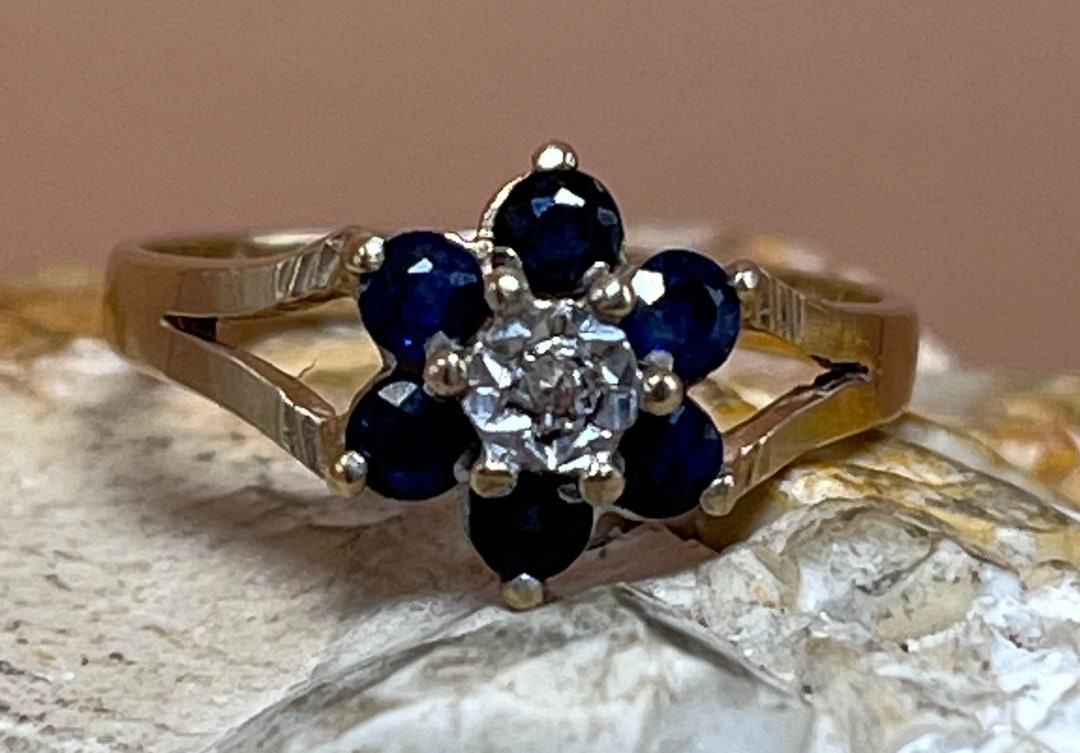 1978 Sapphire & Diamond Halo 9ct Vintage Ring Size Ukm Usa6.25 - Etsy