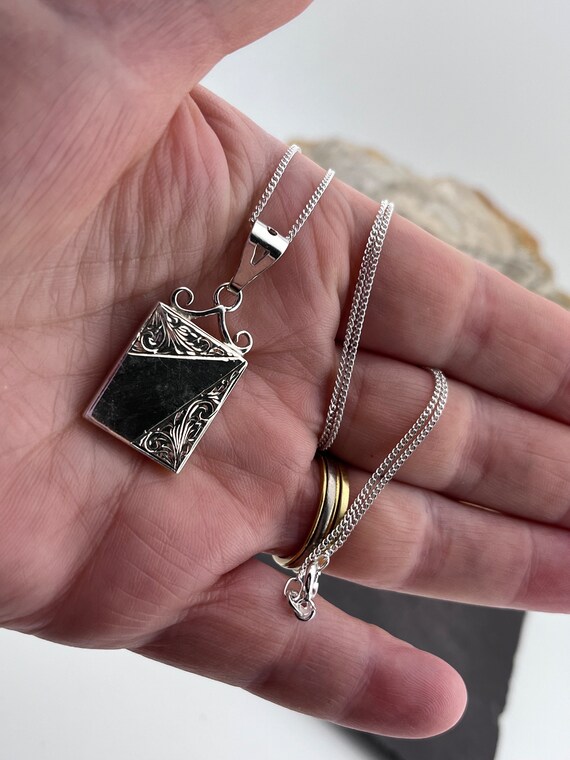 1978 rectangular medallion pendant necklace sterling … - Gem