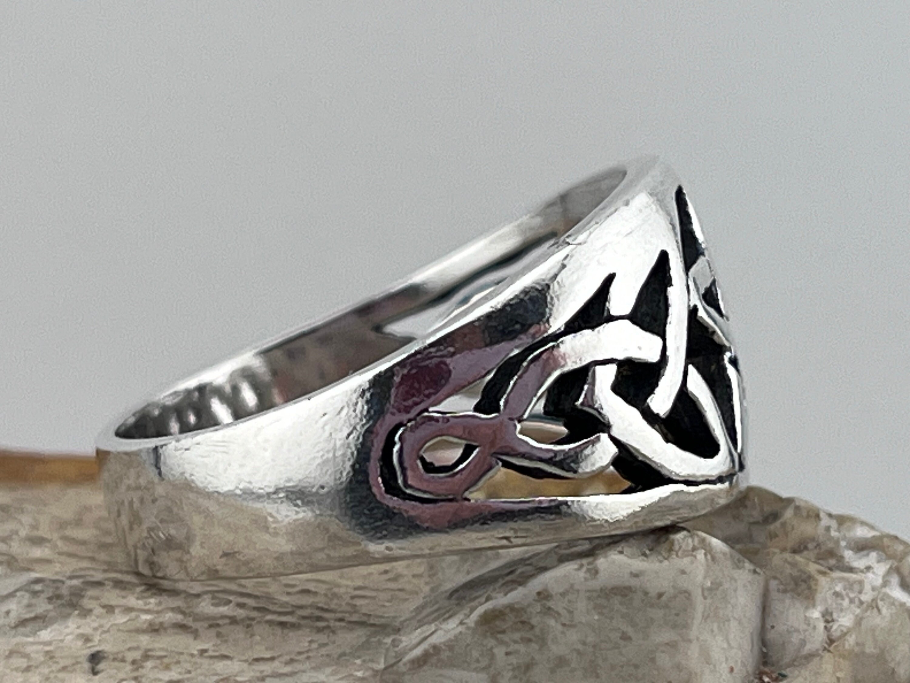 Vintage Silver Celtic Design Star Pierced and Ring Size Uk S1/2 USA 9. ...