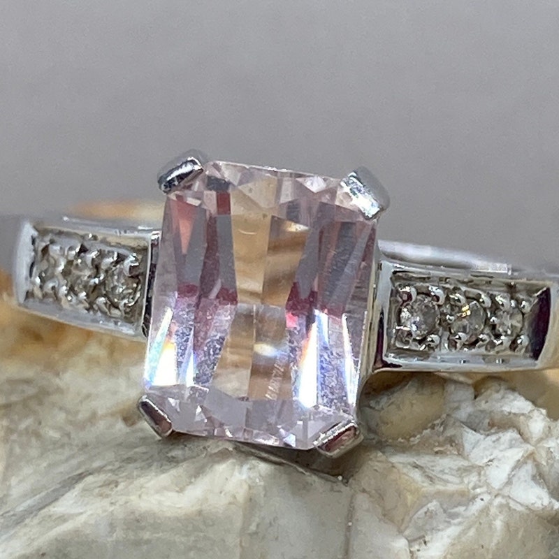 Kunzite White Ring - Etsy UK