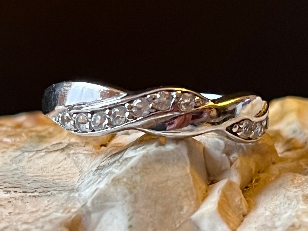 Silver and Cz Ribbon Twist Ring Stacker Size Uk T1/2 USA 9.5 - Etsy