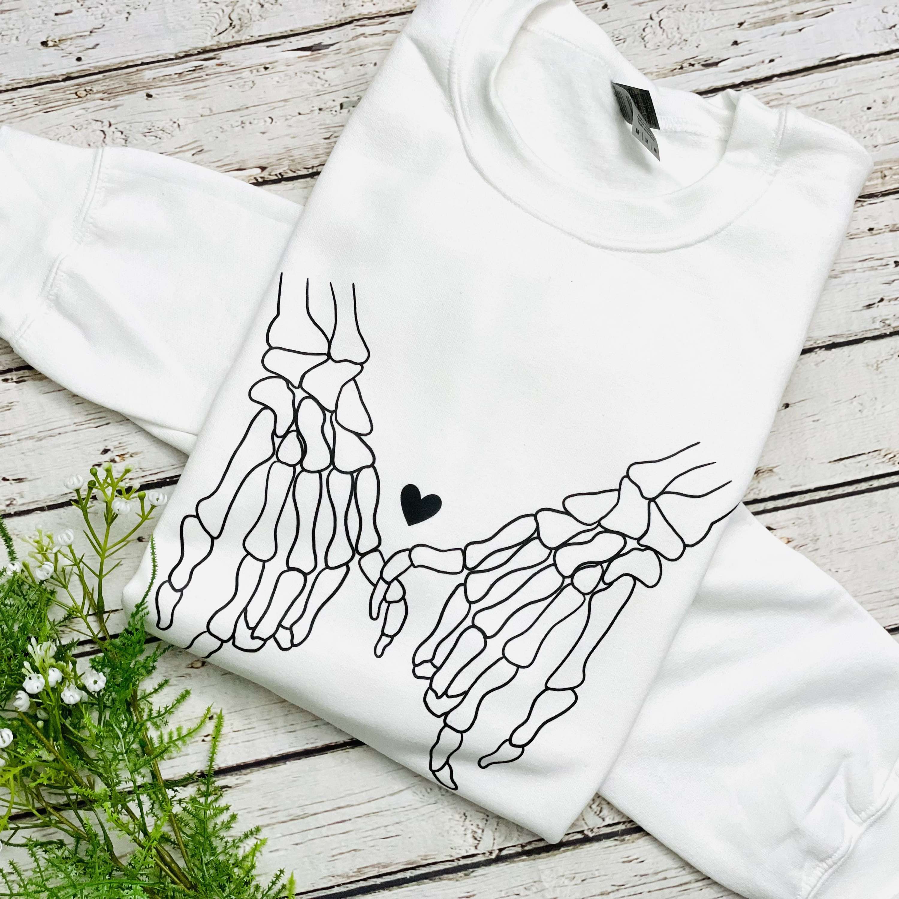 Skellie Hands Skeleton Hands With Heart Unisex Sweatshirt - Etsy