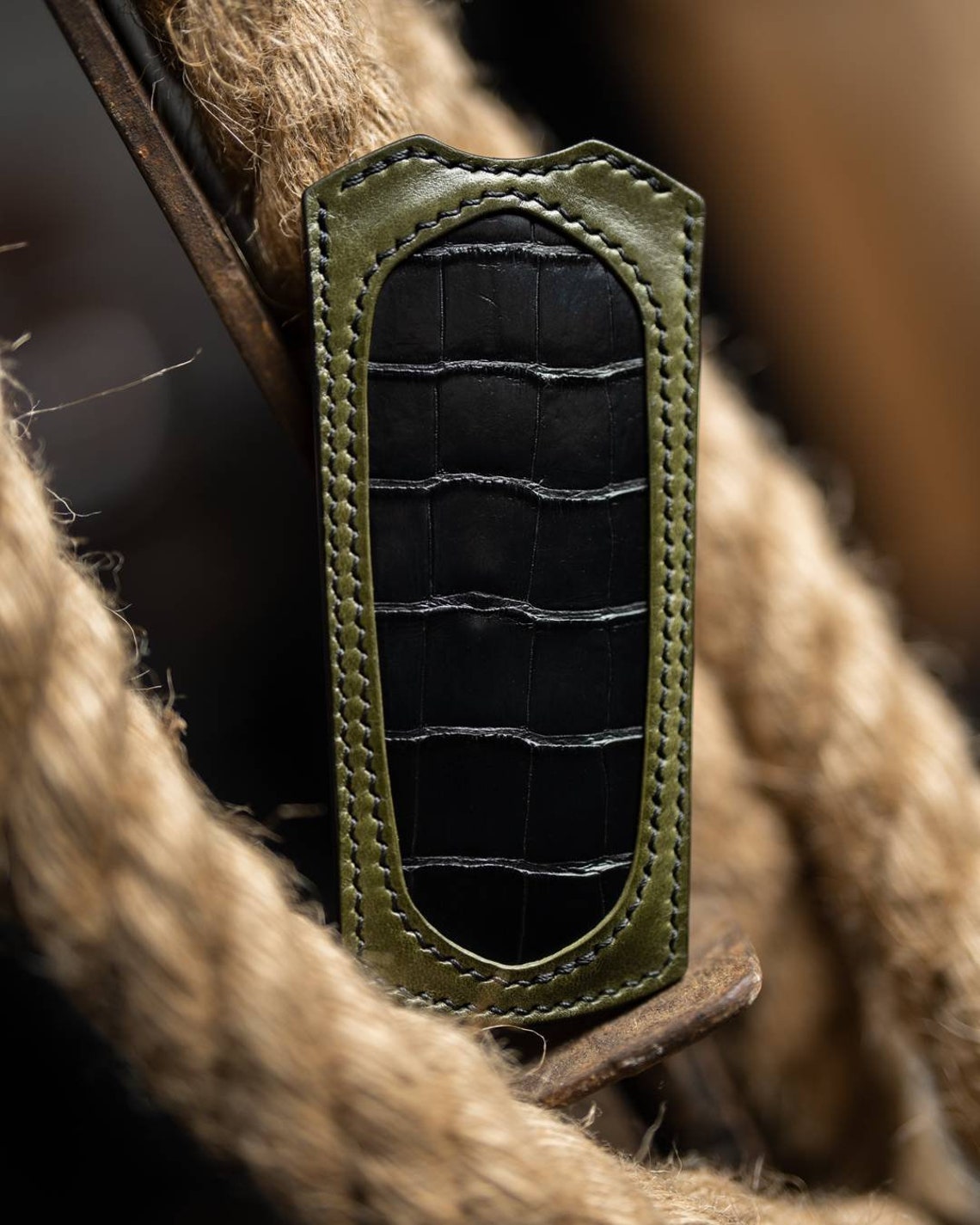 Premium Black Gator Bali Cocoon/balisong Sheath With Ti Pocket - Etsy