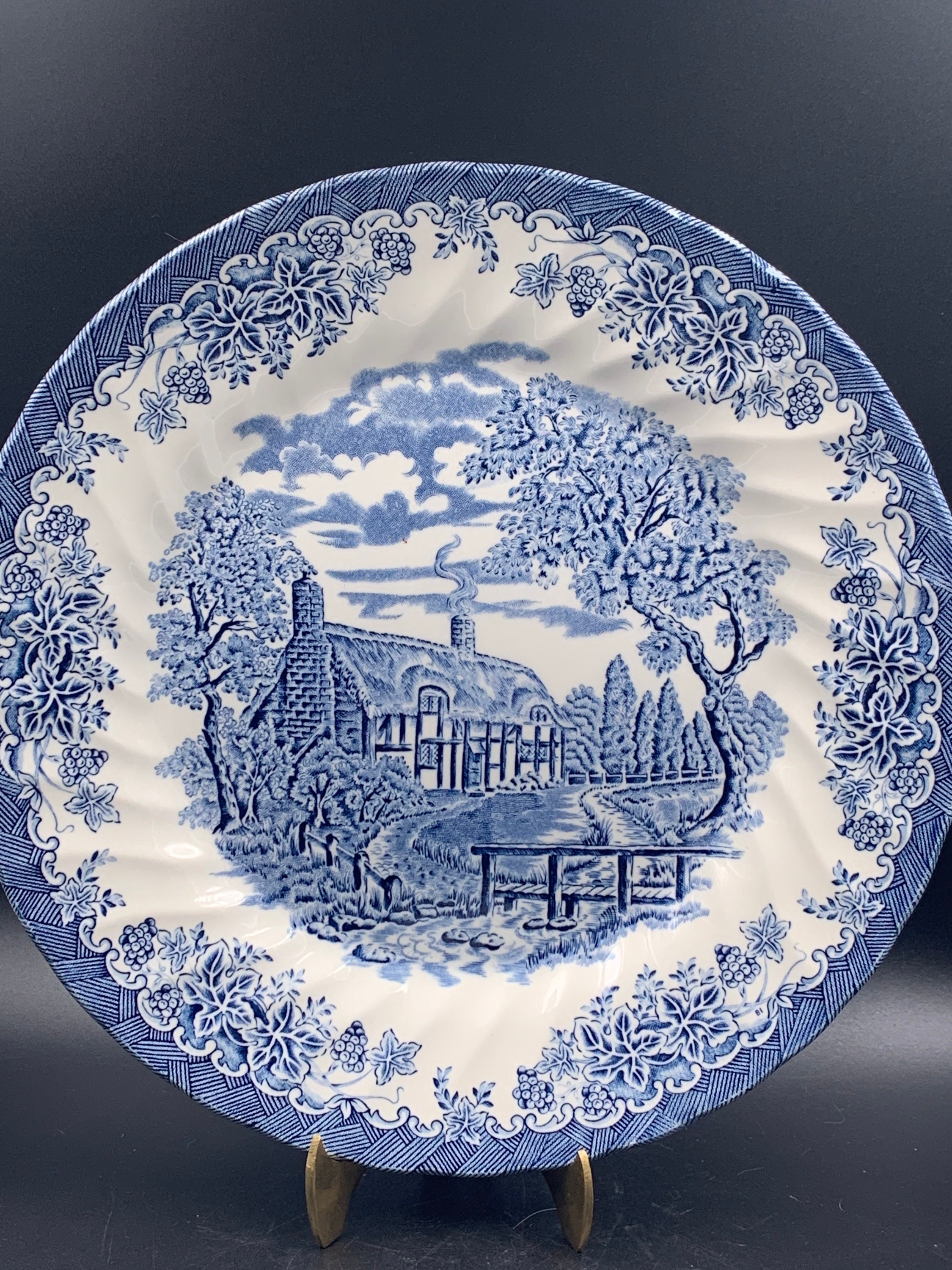 Vintage Churchill Cottage Scene Plate 0621 | Etsy