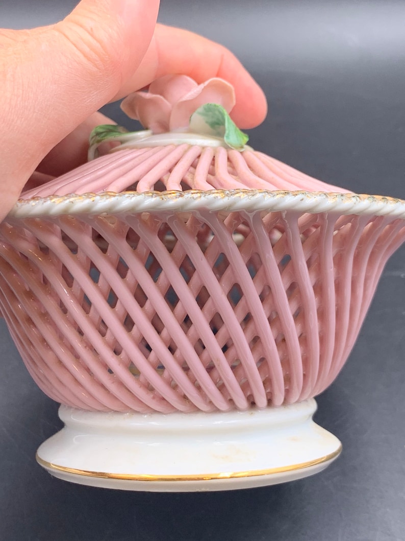 Vintage Kasuga Ware Porcelain Pink Swirl Lattice Covered Bowl - Etsy