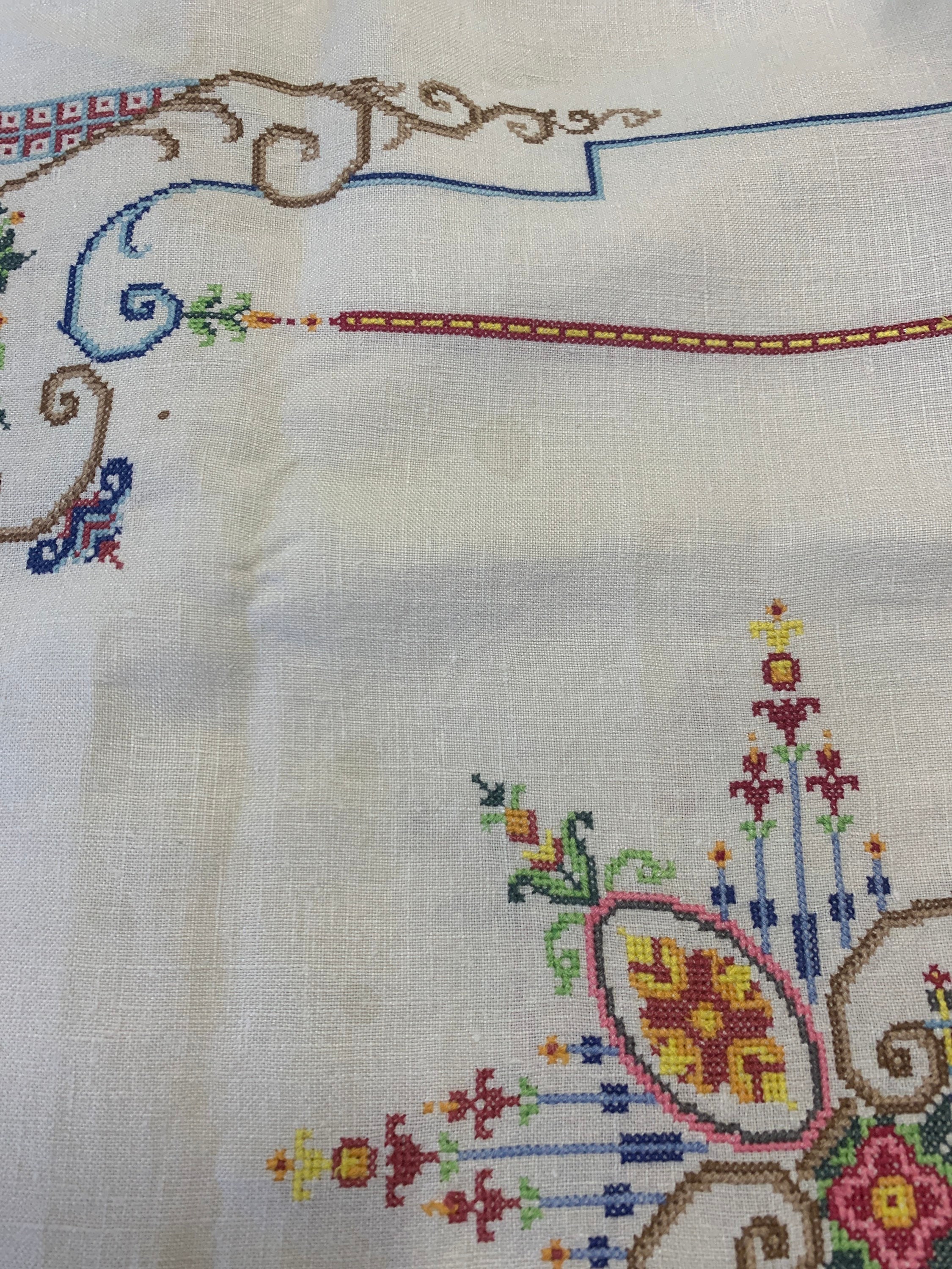 Vintage 30x30 Cross Stitched Tablecloth 0121 | Etsy