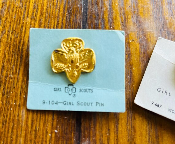 Vintage Girl Scout Pin 9-104 and World Association Pi… - Gem
