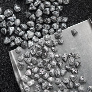 6 PCS 2.00 CARAT Black Diamond, Rough Diamond, Raw Diamond, Natural ...