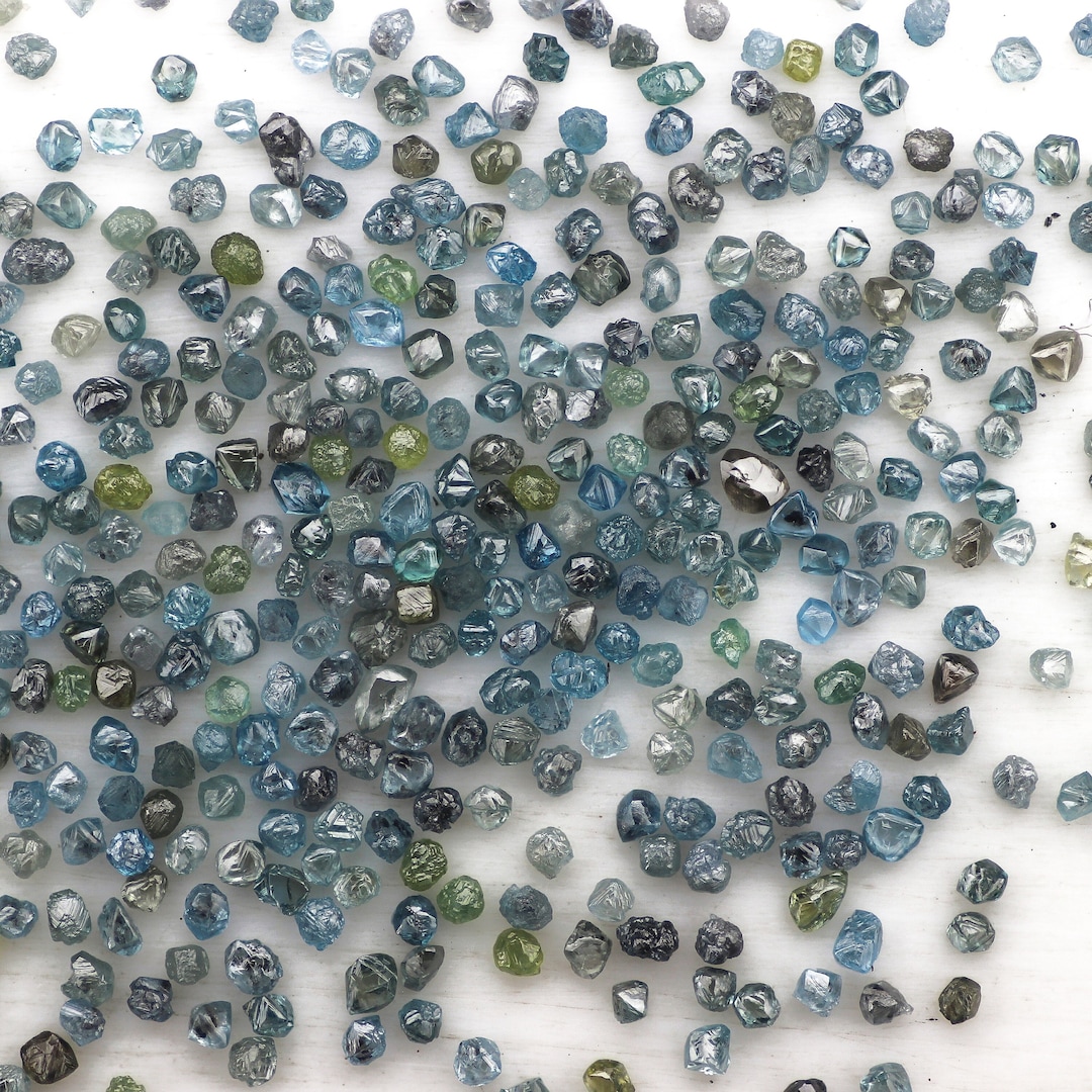 140 PCS Natural Blue Diamond - Rough Raw Blue Diamond, 1 MM Blue Raw ...
