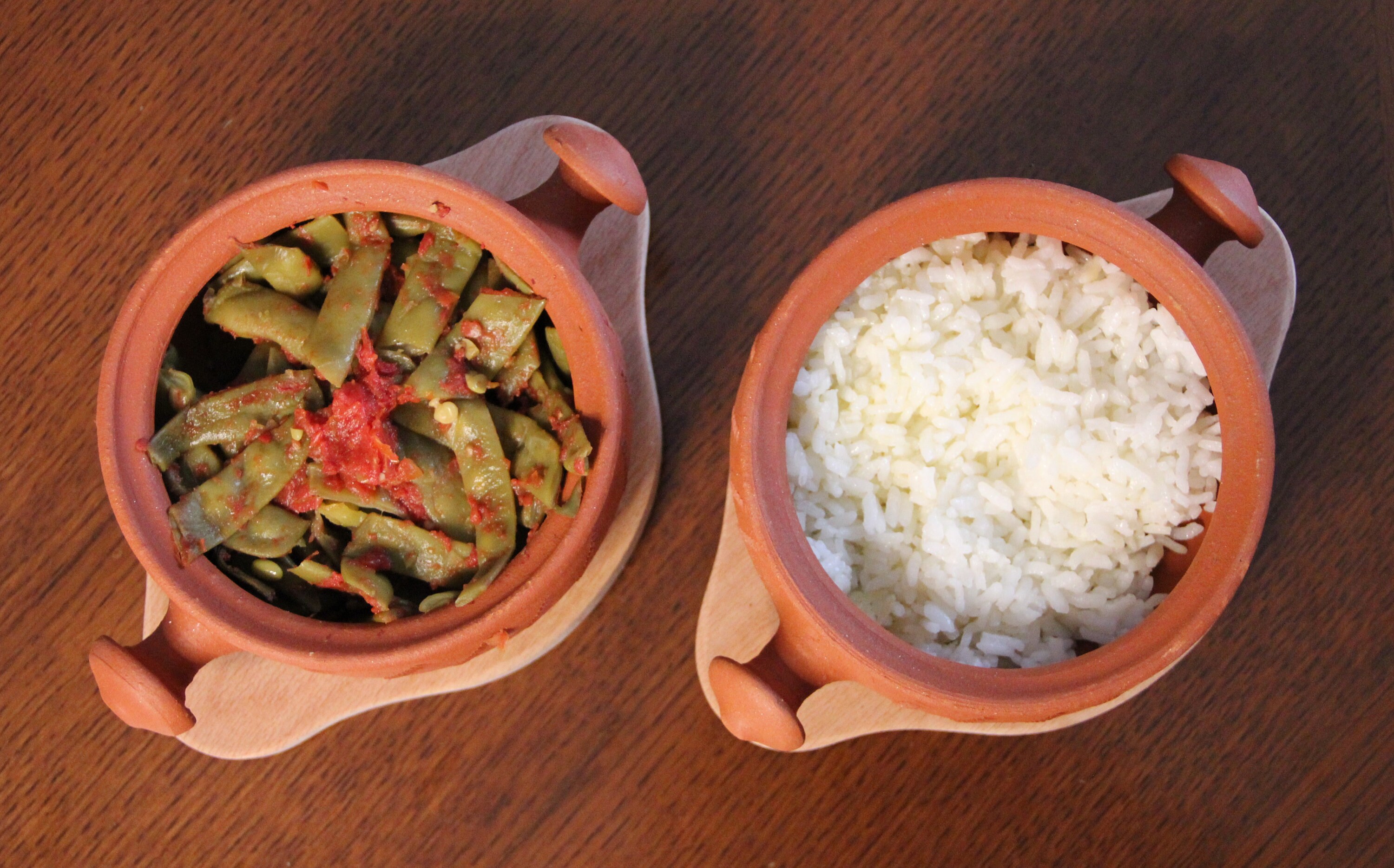 Traditionally Handmade & Wood Fired Terracotta Pan Set With Boxwood ...