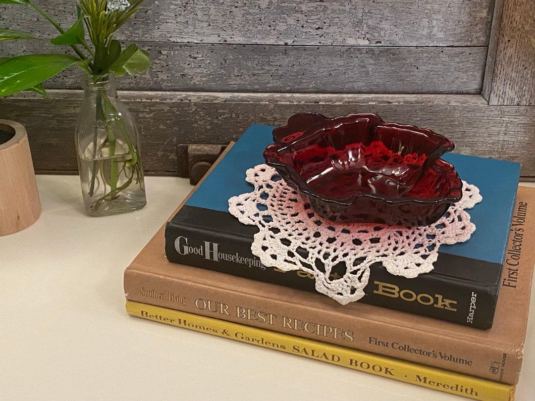 Vintage Ruby Red Leaf Shape Dessert Bowl | Royal Ruby by Anchor Hocking ...