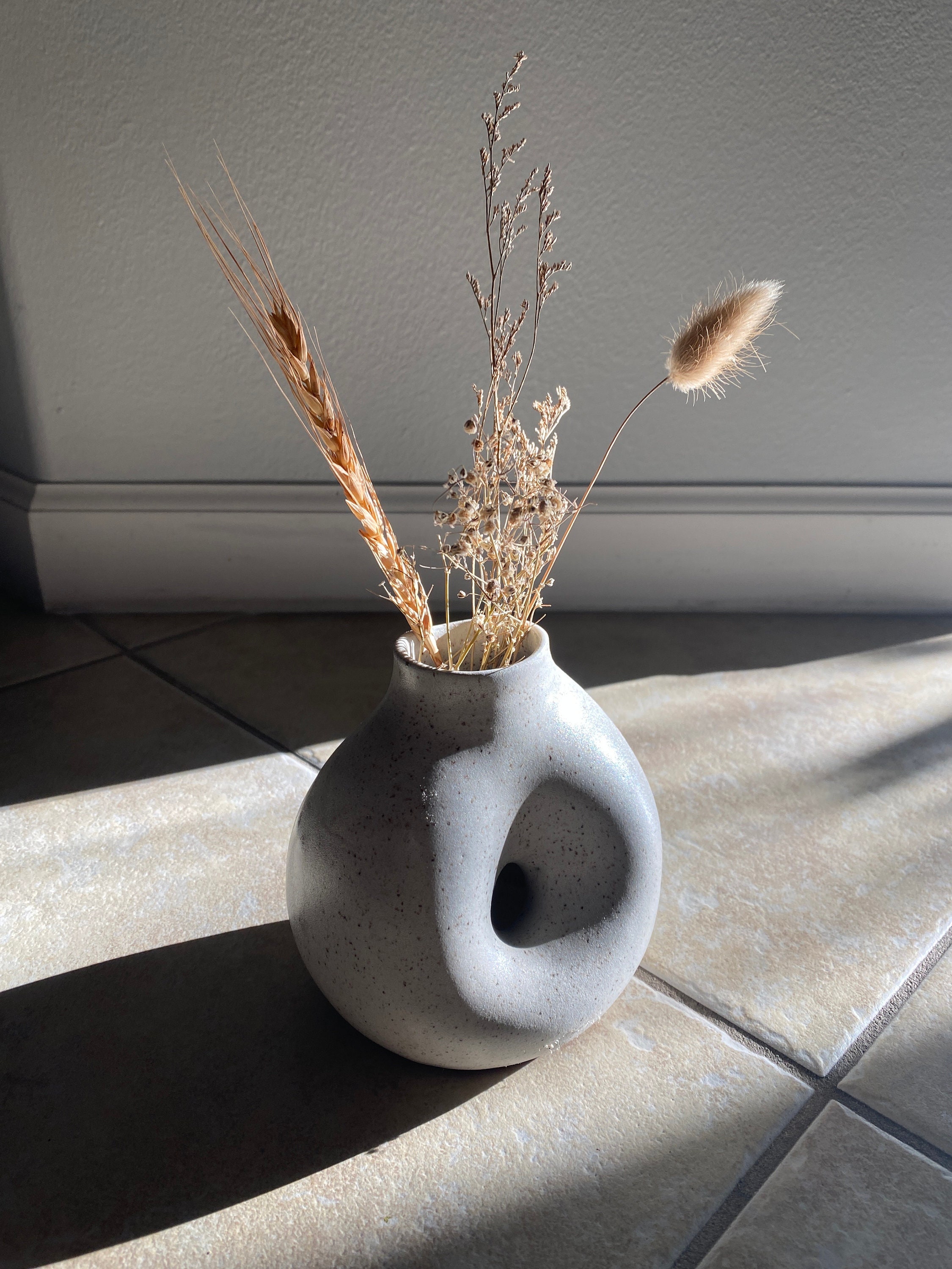 Handmade Cream Donut Vase: Modern Ceramic Bud Vase - Etsy