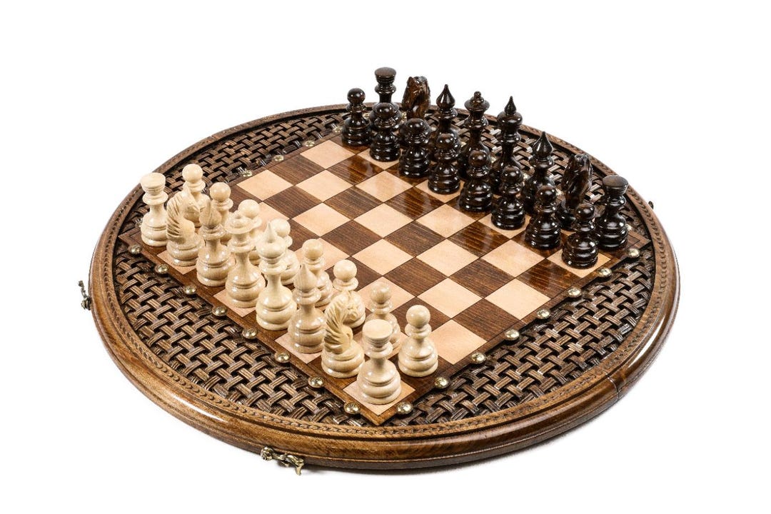 Elegant Chess Set With Ornamental Weave | Gift for Chess Lovers ...