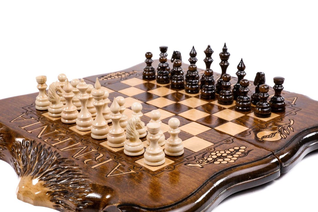 Unique Chess and Backgammon Set: Gift for Him / HADNMADE - Etsy
