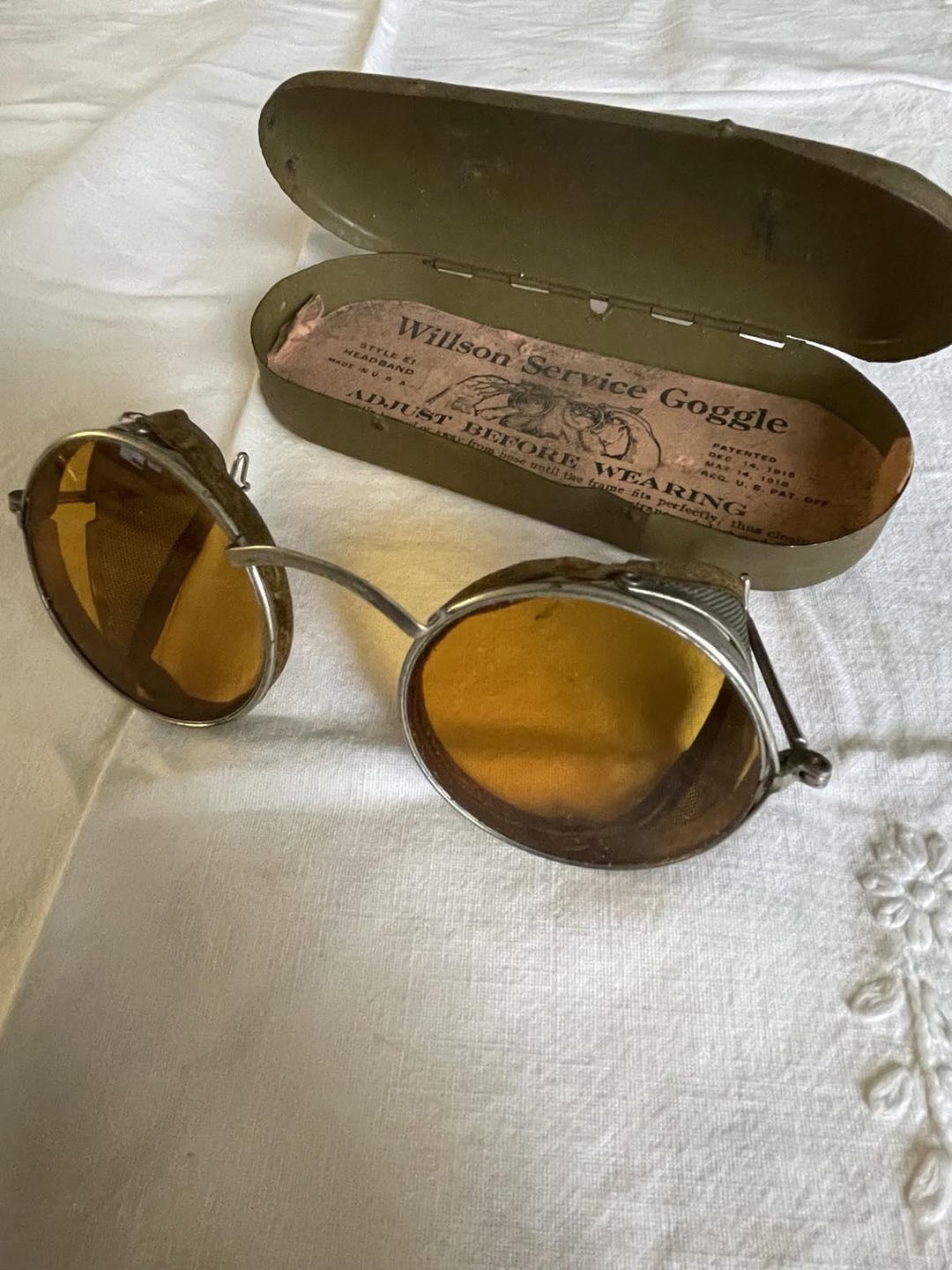Antique WW1 Wilson Service Goggles With Case - Etsy