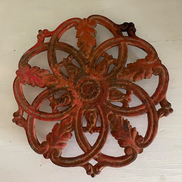 Cast Iron Trivet - Etsy