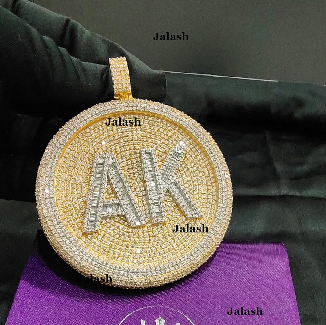 Custom 2 Letter Medallion Pendant/ Moissanite Baguette Custom Medallion ...