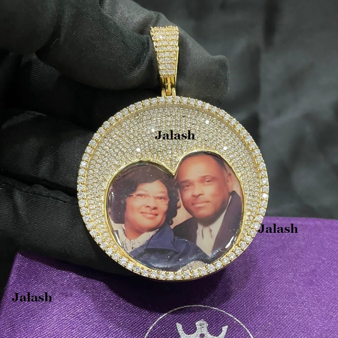 Iced Moissanite Picture Pendant/ Moissanite Memory Pendant/simulated ...