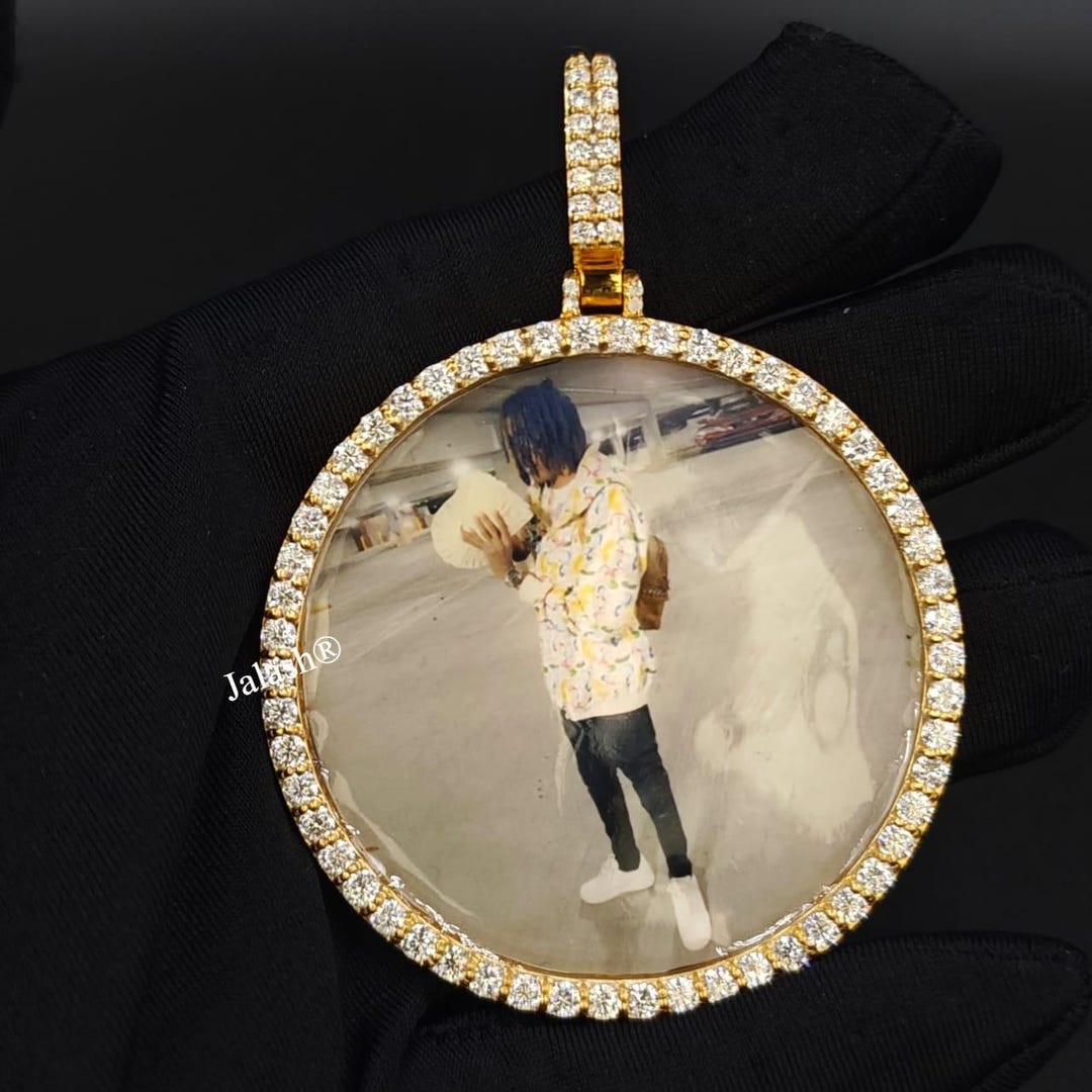 Tester Passing Moissanite Circle Disk Picture Pendant / Men's Memorial ...