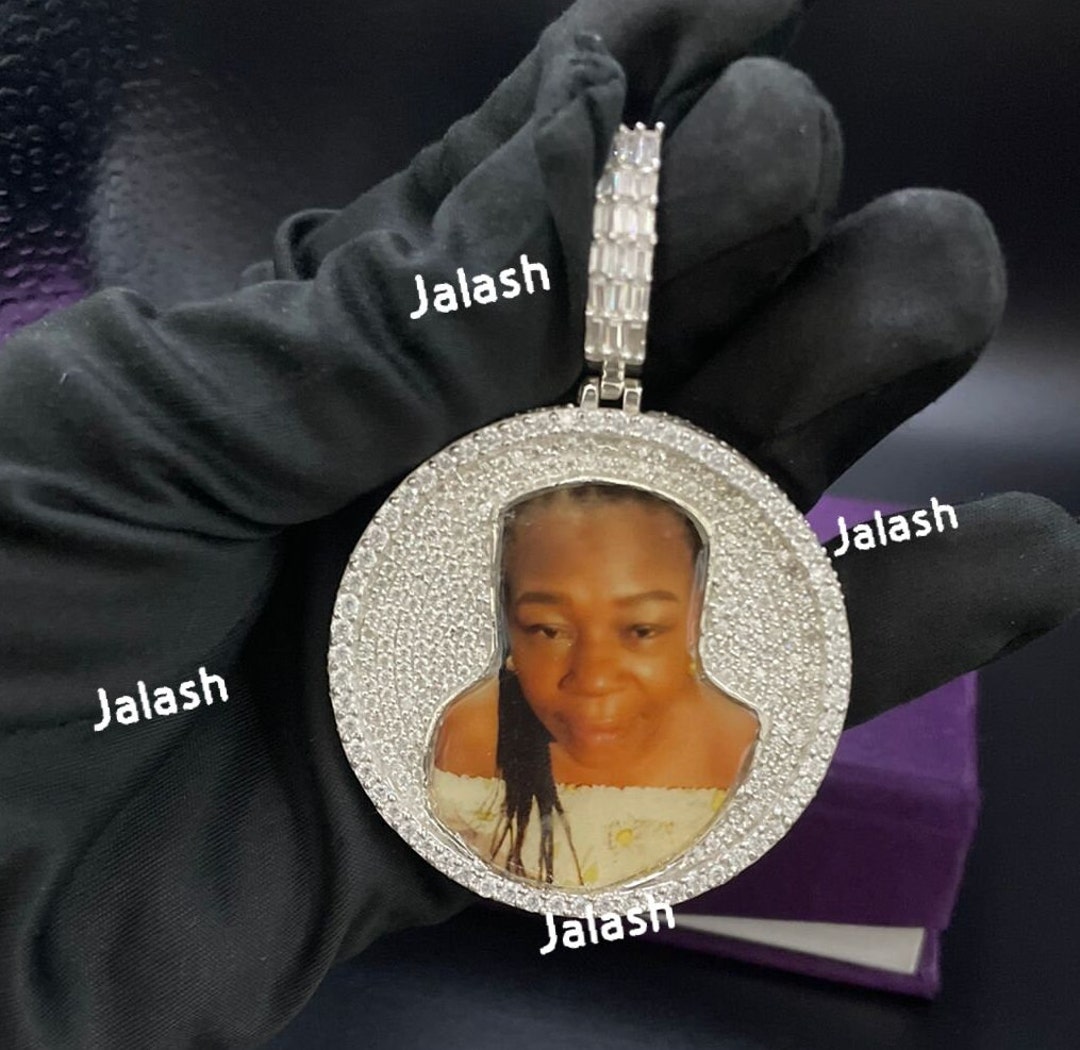 Men's 3 Ct White Genuine Moissanite RIP Picture Pendant / Buss Down ...