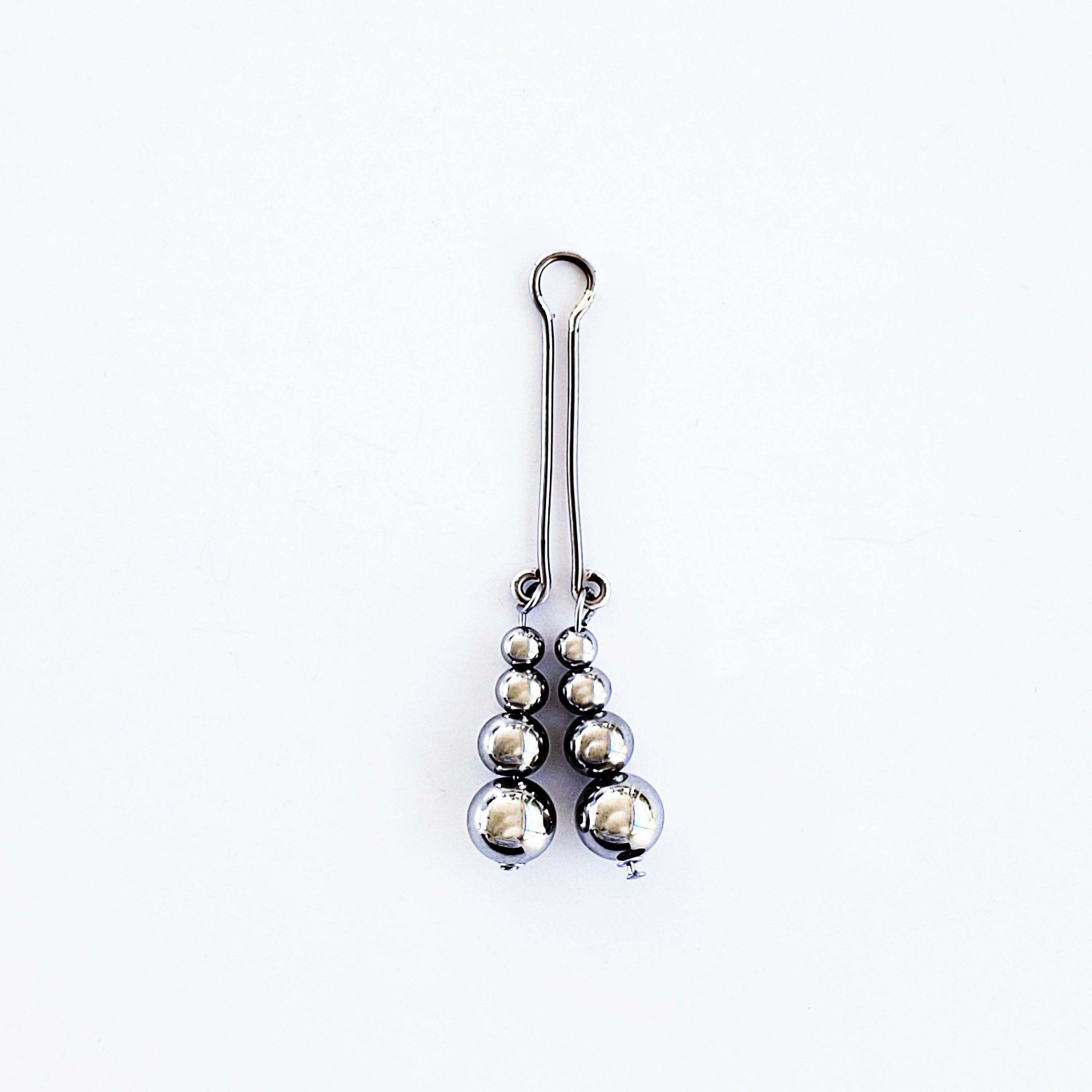 Stainless Steel Clit Clamp / Labia Clip with Lightly Weighted - Etsy 日本