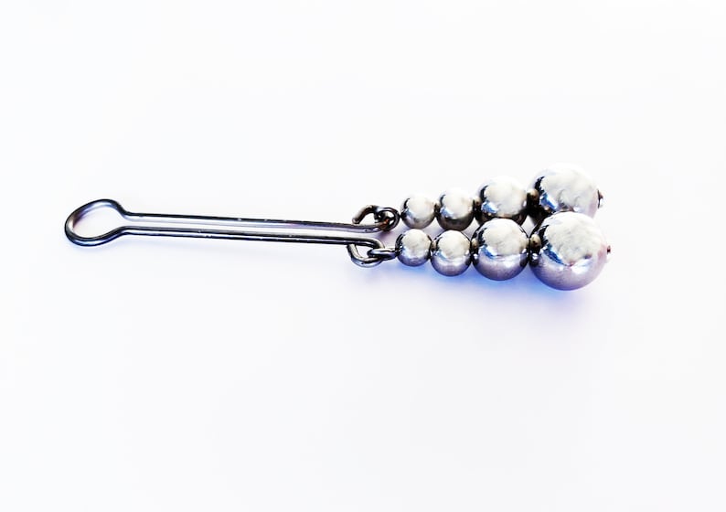 Stainless Steel Clit Clamp / Labia Clip with Lightly Weighted - Etsy 日本