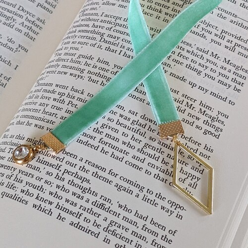 Light Pink Vintage Style Velvet Bookmark - Etsy