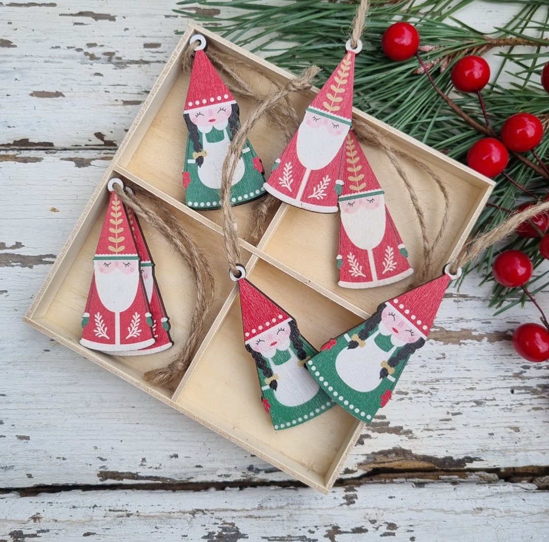 Box of Eight Red and White and Natural Nordic Scandi Wooden Traditional ...