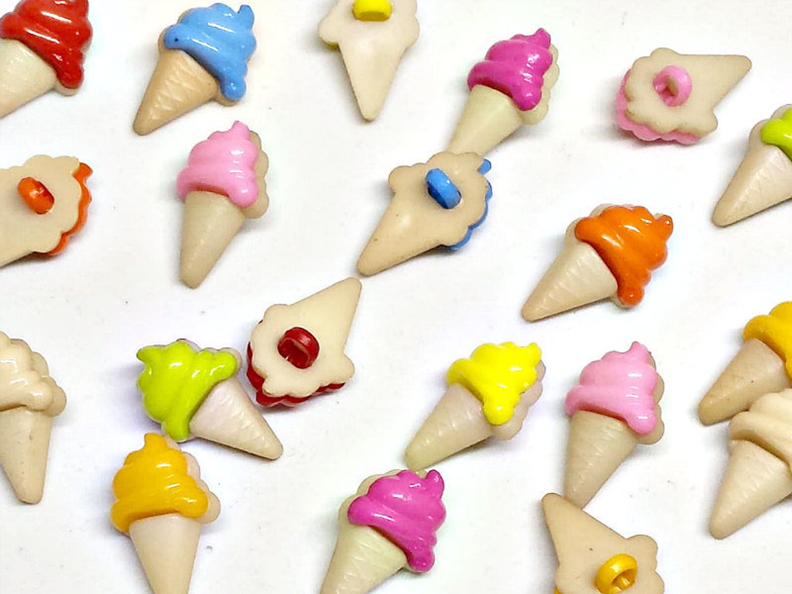 10 Ice Cream Buttons Assorted Colorful Ice Cream Cone | Etsy Canada