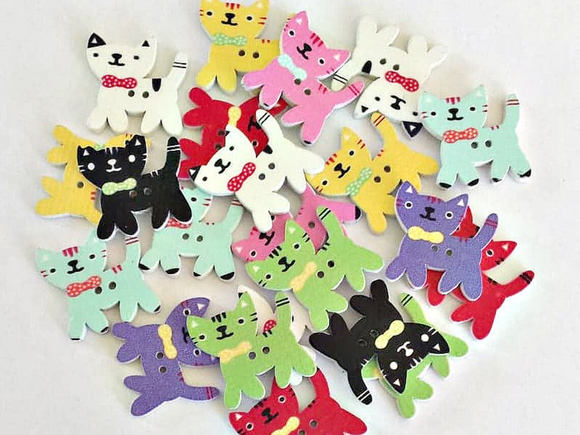 8 Mixed Cat Buttons Wooden Buttons Kitten Buttons Sewing - Etsy Canada