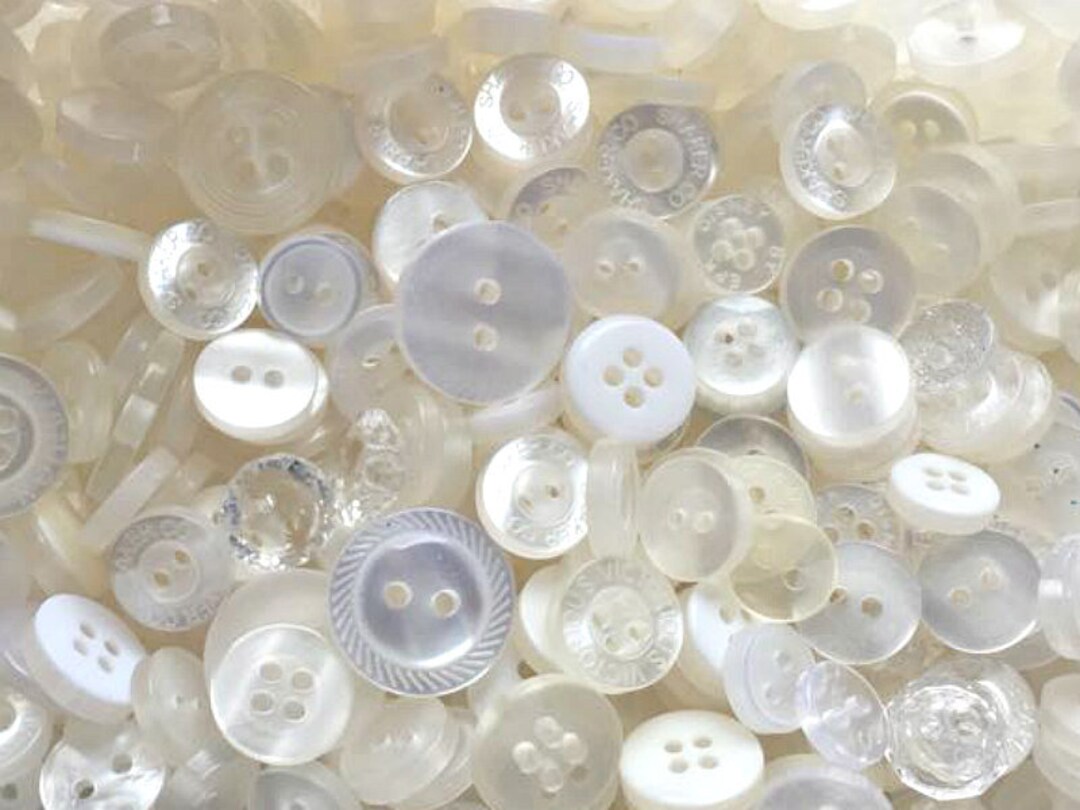 200 Small Clear Buttons Sewing Buttons Mixed Sizes Mixed Shades Shirt ...