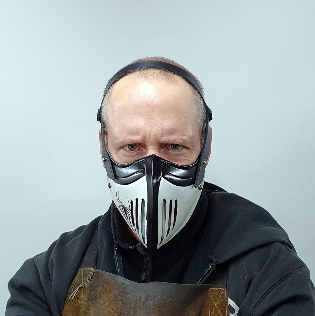 Corona Mask Spider With Changeable Inlay Can Also Be Used for Bikers ...