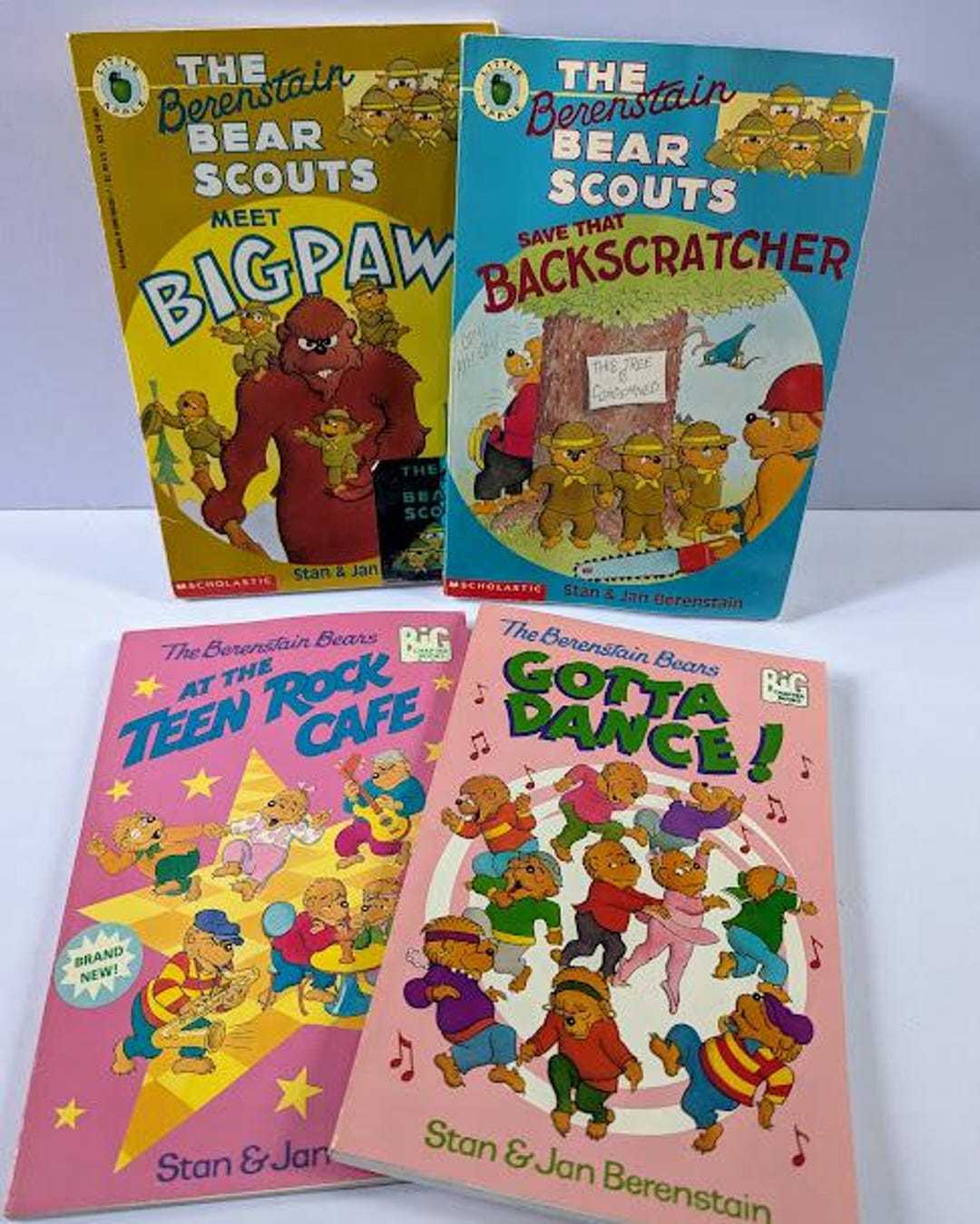 The Berenstain Bears Scouts Big Chapter Books Bundle Lot of 4 Vintage ...