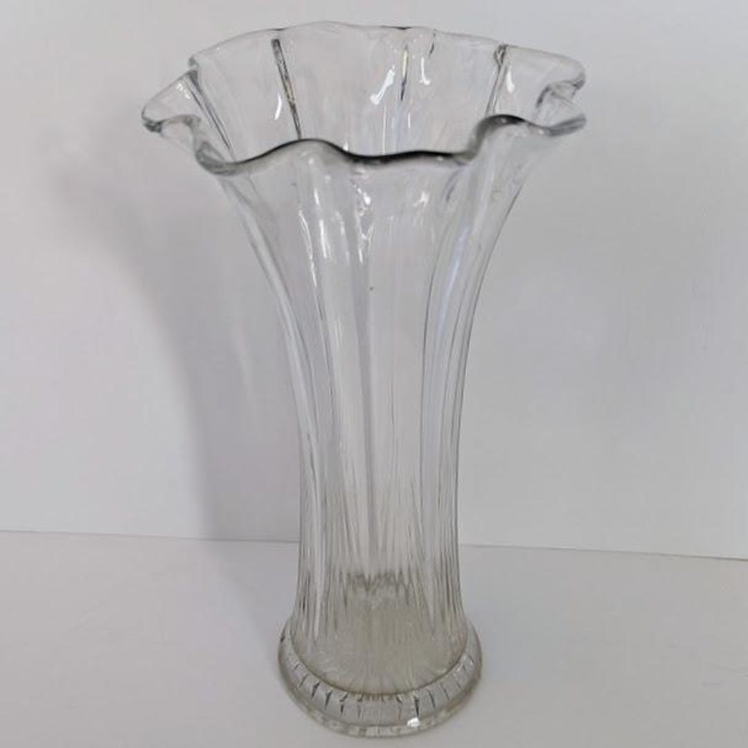 Vintage Tall Clear Glass Vase Fluted Ribbed Rippled Swung Tulip Vase - Etsy