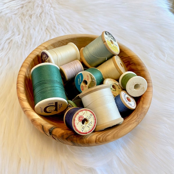 Vintage Lily Embroidery Thread - Etsy