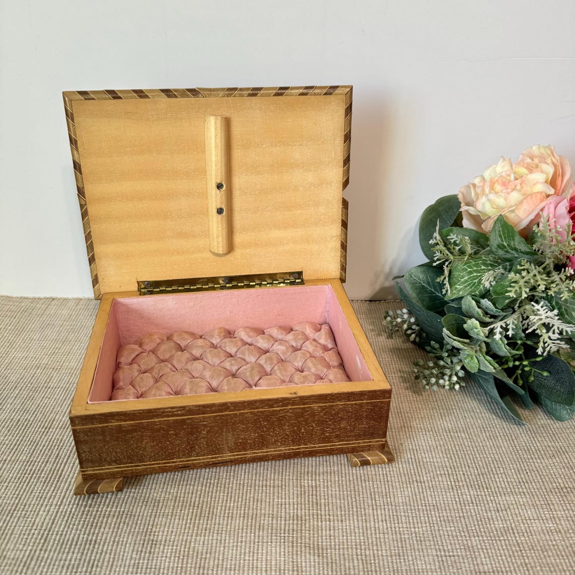 Vintage Tunbridge Wooden Box With Pink Tufted Lining, Small Decorative ...