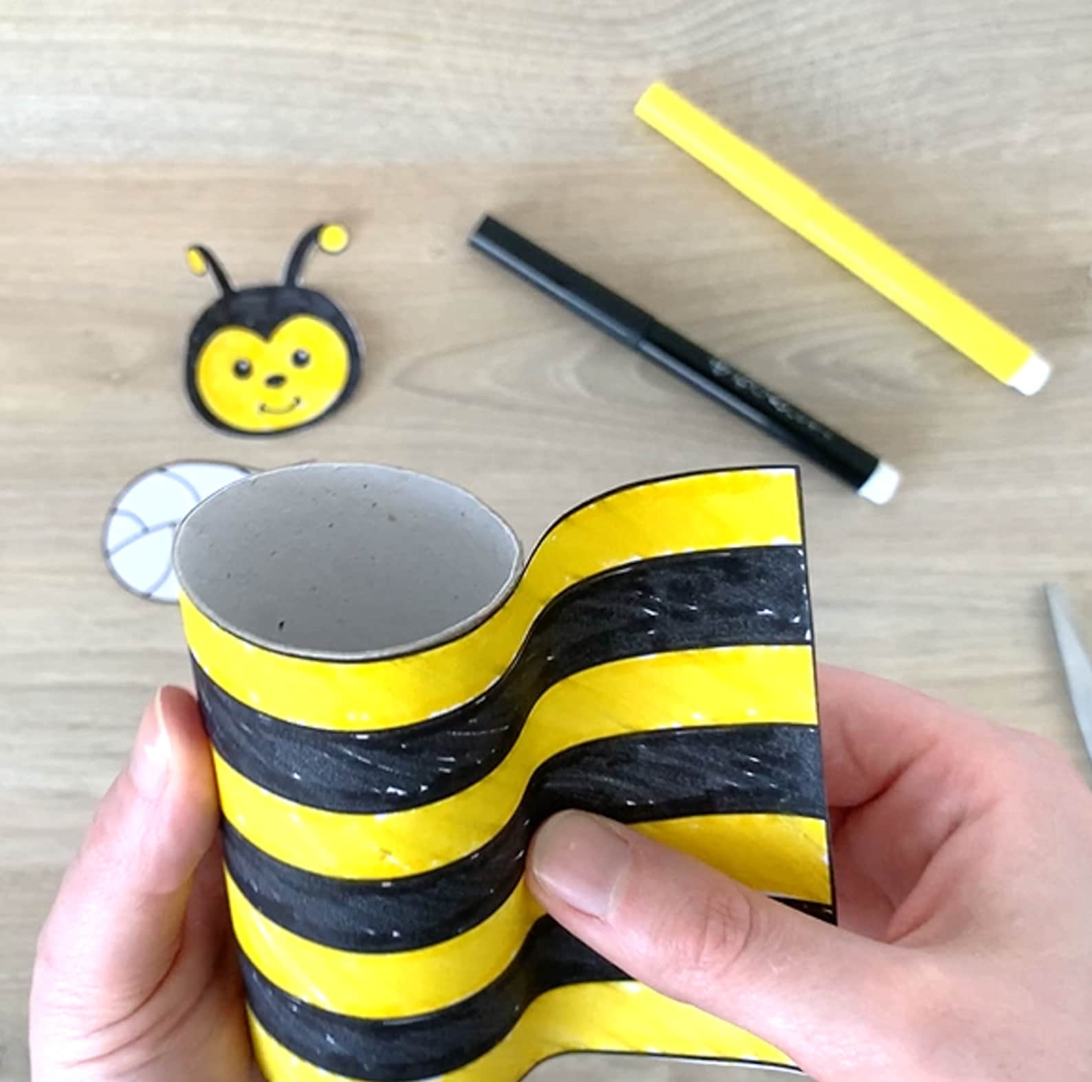 Bee Toilet Paper Roll Craft Bugs Insects Party Coloring - Etsy