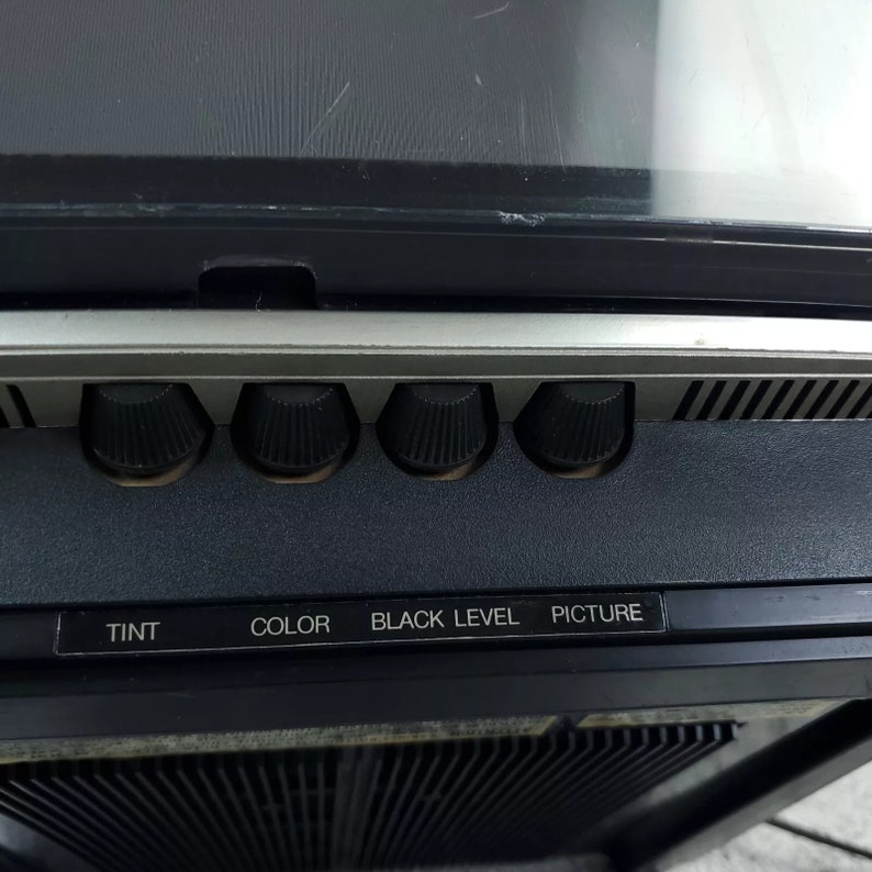 RCA Colortrak Crt TV 9 Portable Retro Gaming Television EJR 295S ...