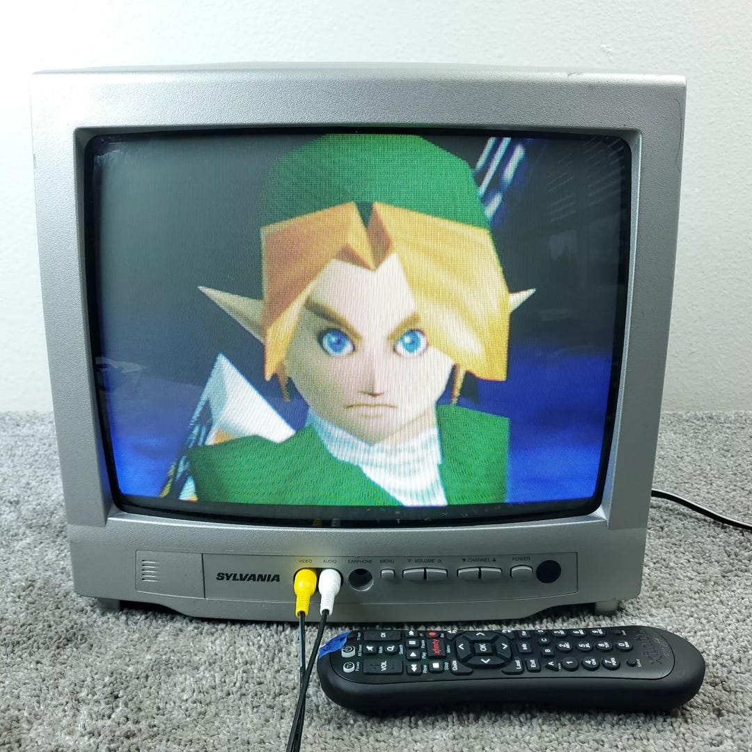 Sylvania Retro Gaming TV CRT Television 13 Screen Vintage Y2K AV Inputs ...