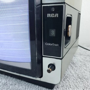 RCA Colortrak Crt TV 9 Portable Retro Gaming Television EJR 295S ...