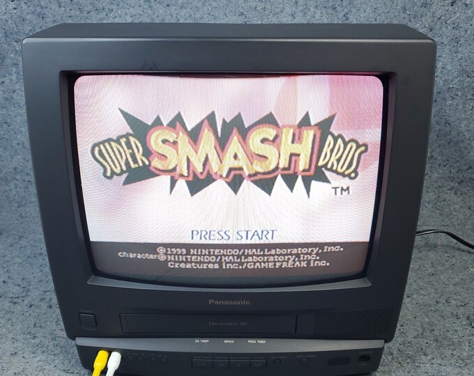 Panasonic Omnivision TV Vcr Crt Retro Gaming Television 13" PV-M1338 ...