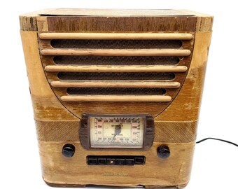Vintage Wood Radio - Etsy