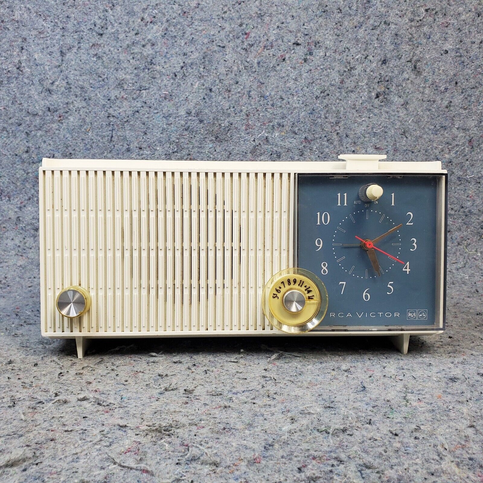 Rca Clock Radio Silver
