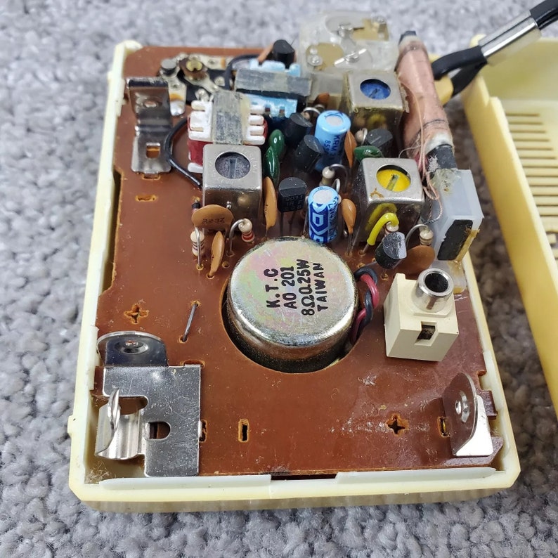 Vintage Sanyo Transistor Radio Model RP 1250 Portable Pocket AM 1970's Works - Etsy