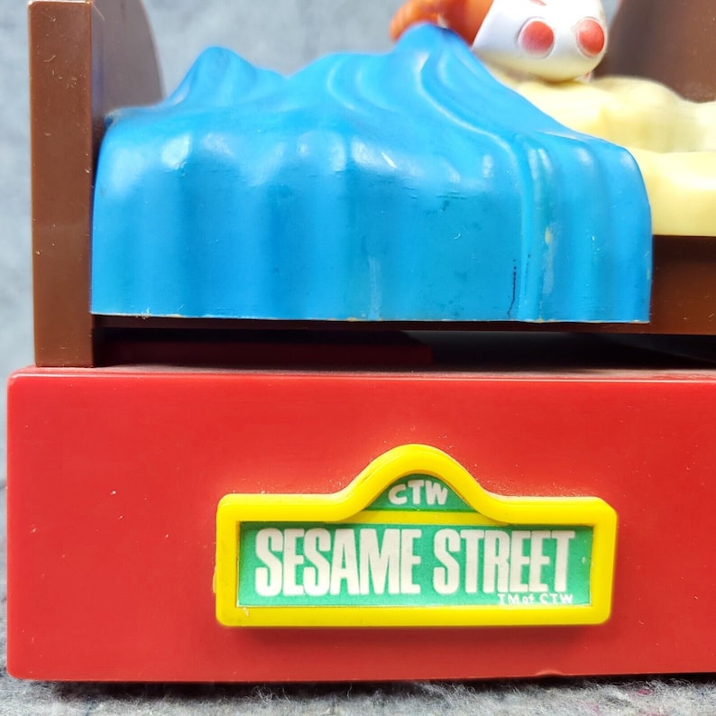 Sesame Street AM Clock Radio Model 4800 1977 Vintage Ernie Muppets Not ...