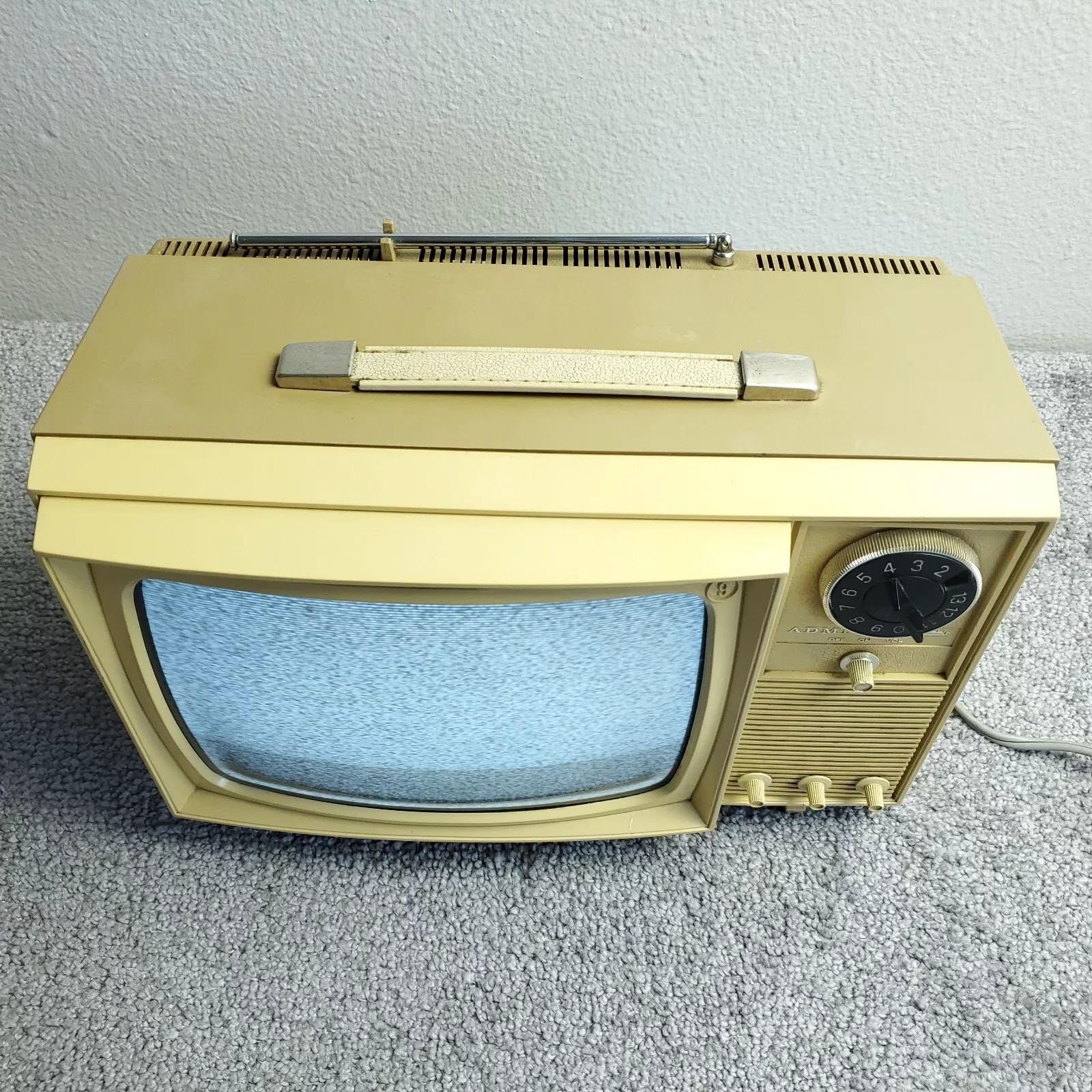 Vintage Admiral CRT TV Flip Knob Tube Television B&W Portable Retro ...