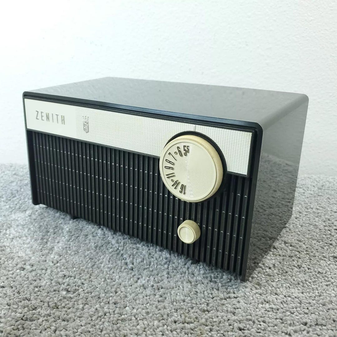 Zenith Tube Radio J506C AM Mid Century Modern Vintage Tabletop Tested ...