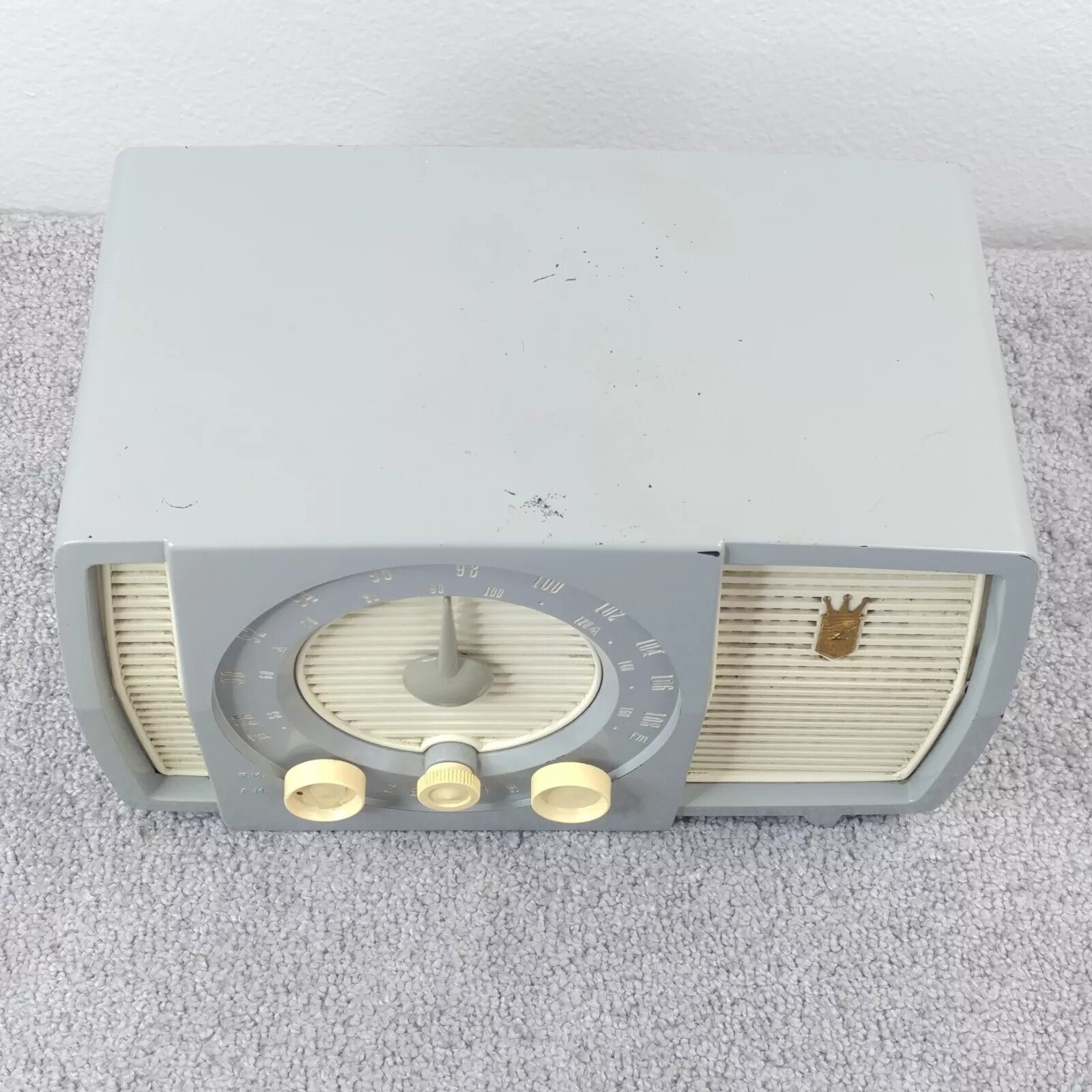 Zenith Tube Radio Model Y723 AM/FM Bakelite Gray Vintage 1950's MCM ...