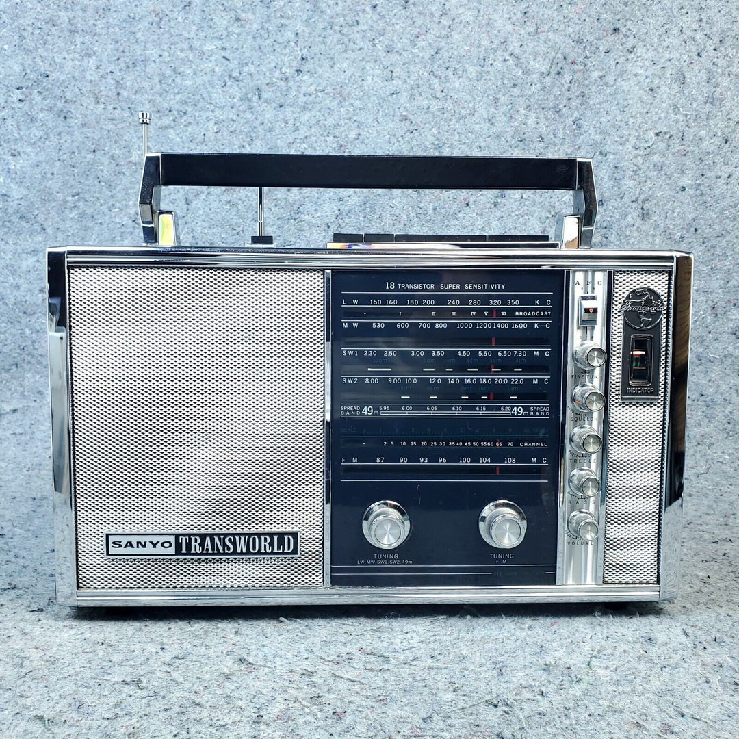 Sanyo Transworld 18H-815 18 Transistor Radio AM FM SW Chrome Vintage ...