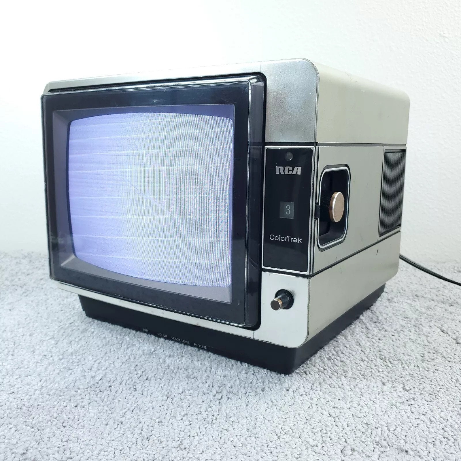 RCA Colortrak Crt TV 9 Portable Retro Gaming Television EJR 295S ...